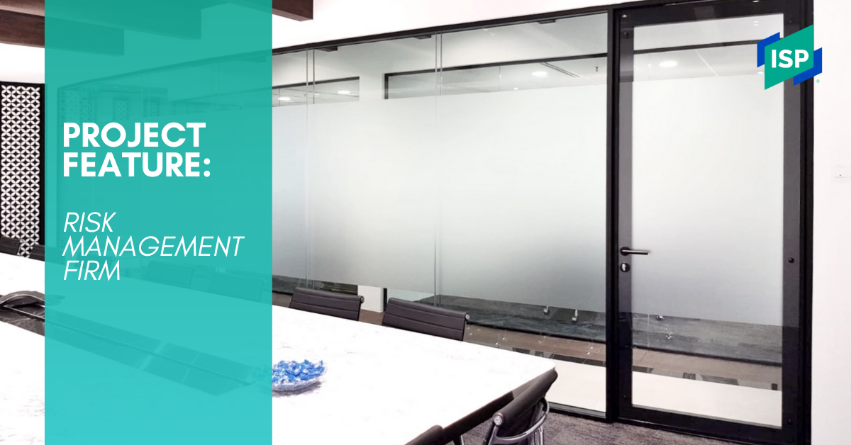 Efficient Office Design with COMO Glass Panel and Framed Door