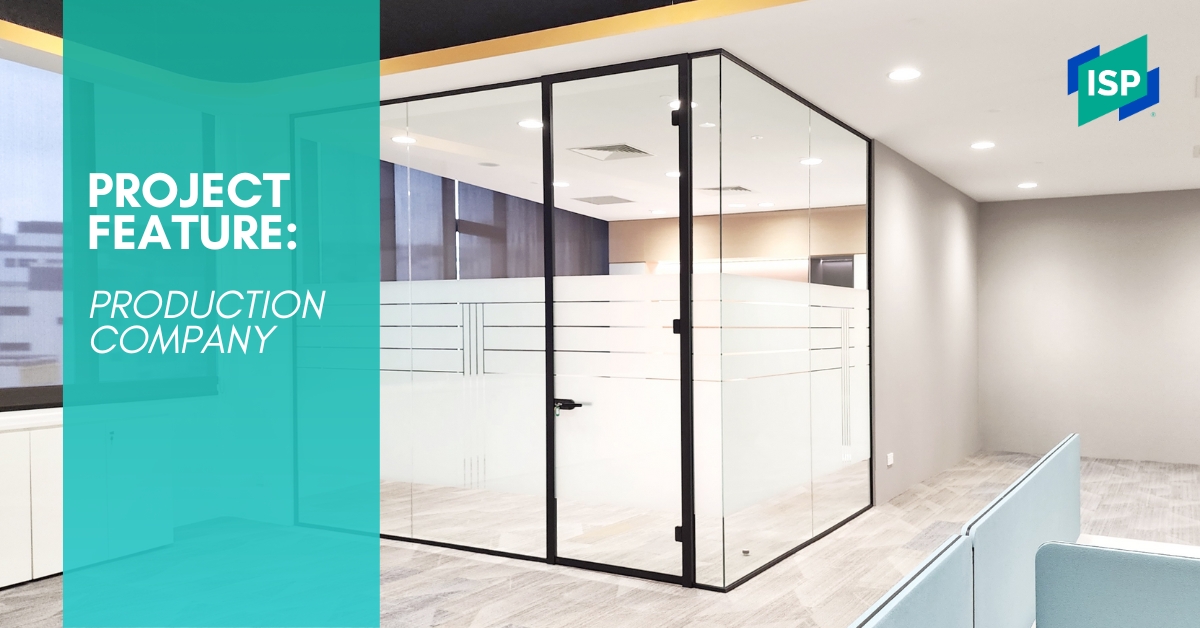 Seamless Design with SOLO P30 Glass Panel and Frameless Door